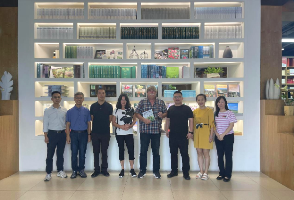德国维尔茨堡大学Rainer Hedrich院士一行到仙湖植物园参访交流-深圳政府在线_深圳市人民政府门户网站